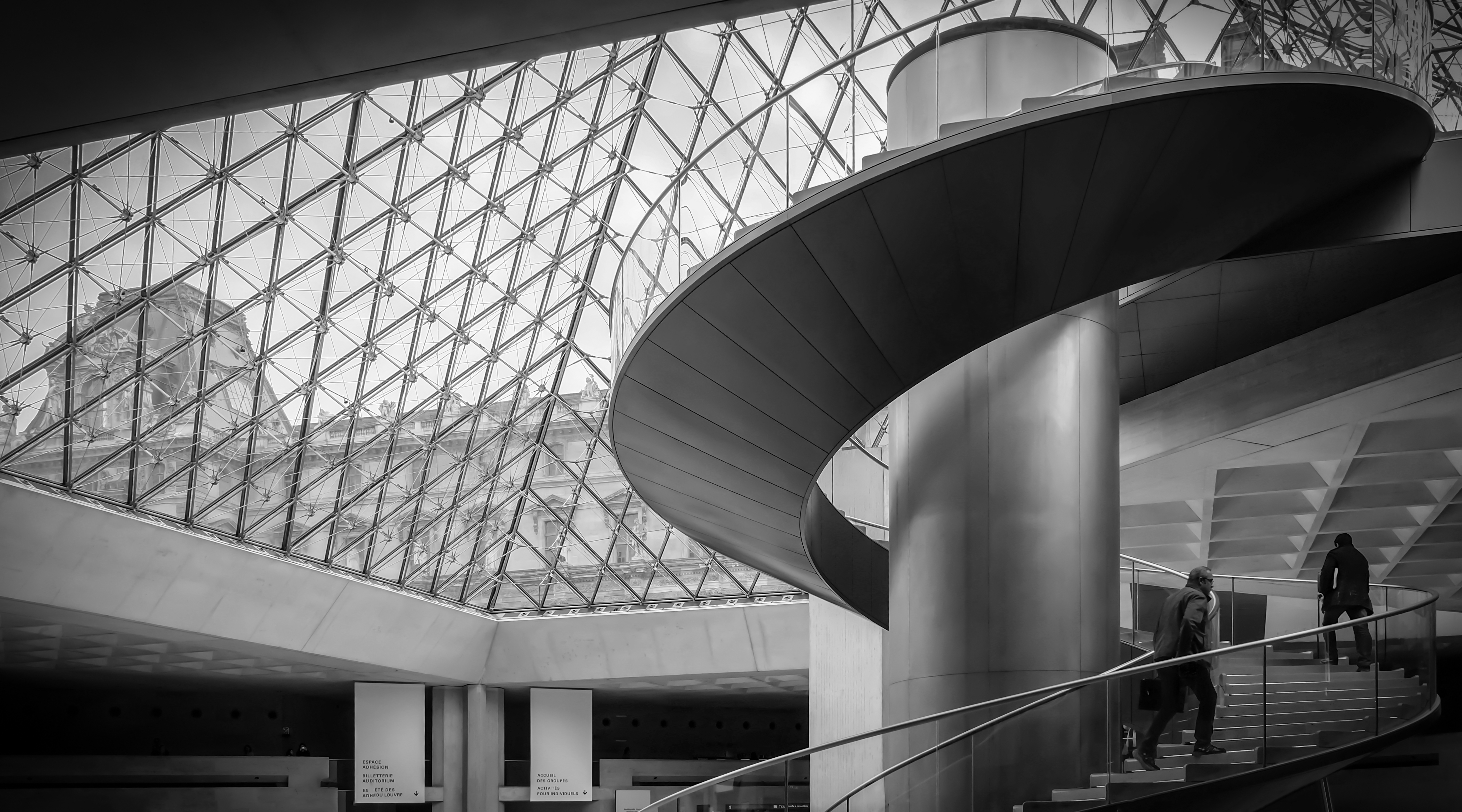 Traditional and Modern Louvre – Scott K Marshall Photography (@skm1963)